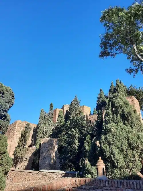 Exploring Málaga as a Language Assistant: A City Guide - MEDDEAS